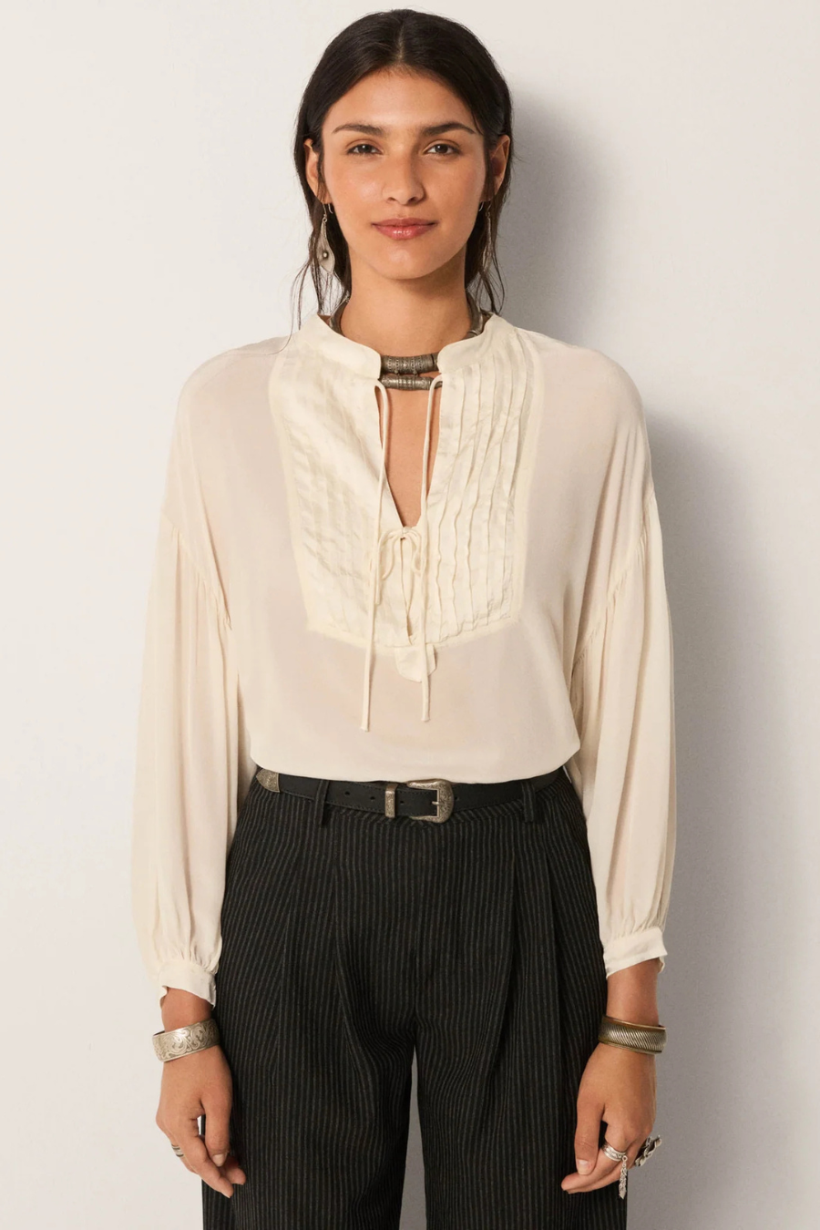 Giovanni Blouse Tuxedo Pearl | Maison Hotel – Deval boutique Wanaka